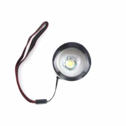 Solar Rechargeable 600 Lumen LED Flashlight With Adjustable Focus ...